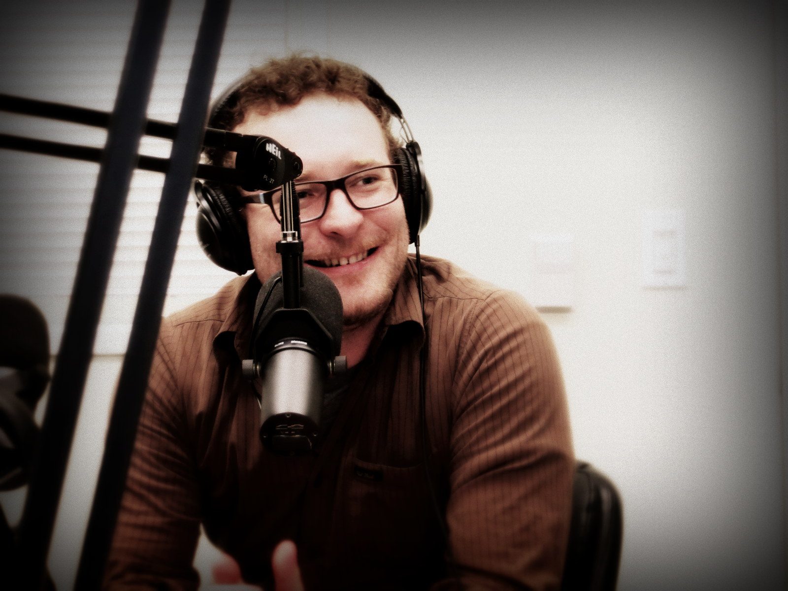 Comedy Bang Bang Relisten: Episode #196 - A Different Huelliverse (Jeff ...